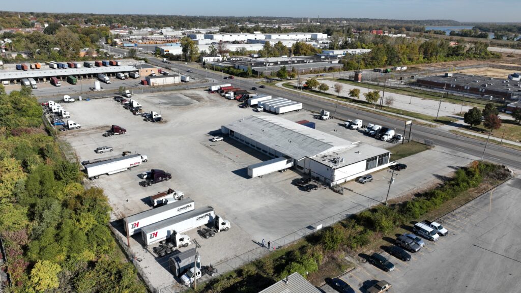 13,500SF Cross Dock Truck Terminal For Lease | Fischer Weiler Industrial